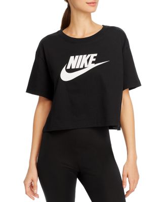 Nike Essential Cropped Logo Tee