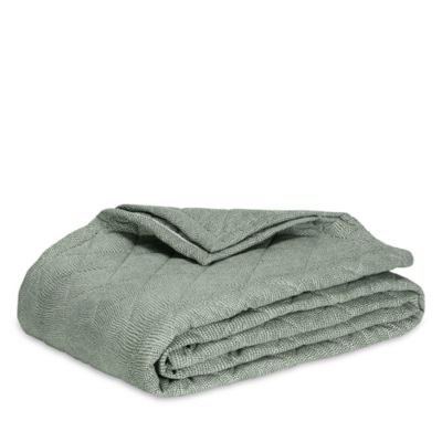 Click here for Matouk Jasper Quilt  King prices