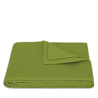 Click here for Matouk Petra Coverlet  Full/Queen prices