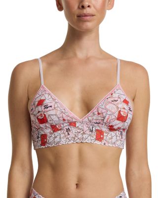 Click here for Hanky Panky Printed Signature Lace Bralette prices