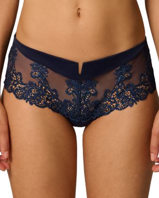 Click here for Simone Perele Saga Lace Mesh Boyshorts prices