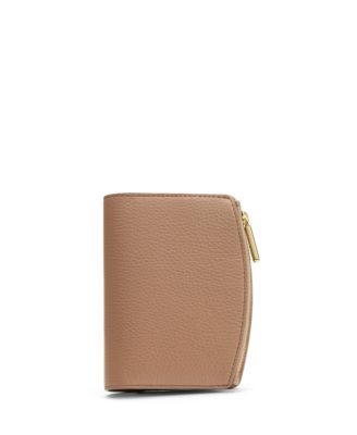 Click here for Cuyana Passport Wallet prices