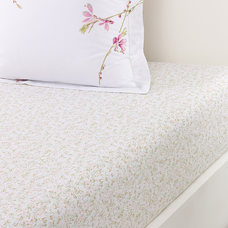 Click here for Yves Delorme Gaura Fitted Sheet Queen prices