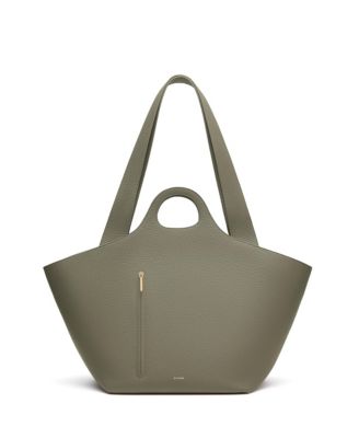 Click here for Cuyana Paloma Tote prices