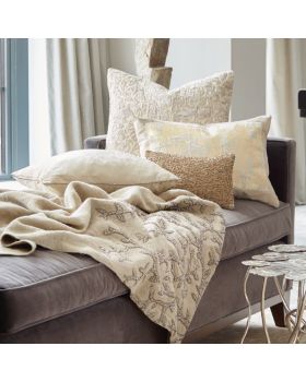Designer Pillows & Throw Blankets - Bloomingdale's