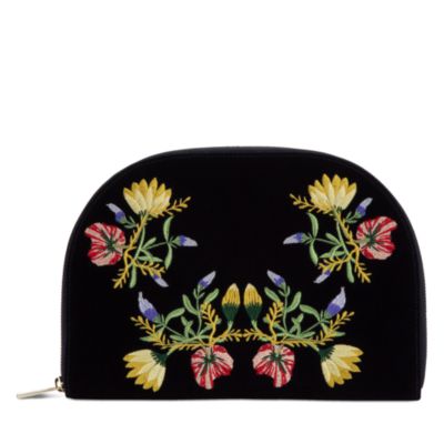 Click here for Wolf Zoe Portfolio Jewelry Case prices