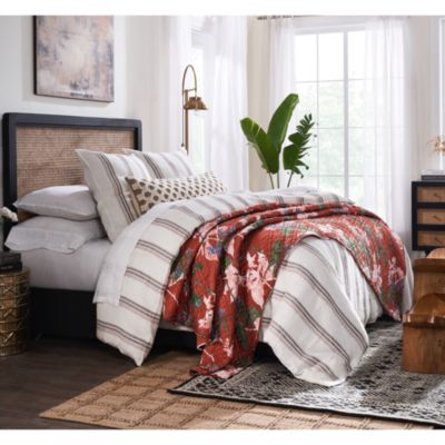Click here for Amity Home Fitzgerald Quilt  King prices