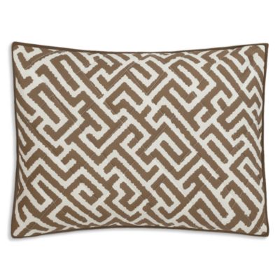 Click here for Matouk Gabriel Quilted Boudoir Sham prices