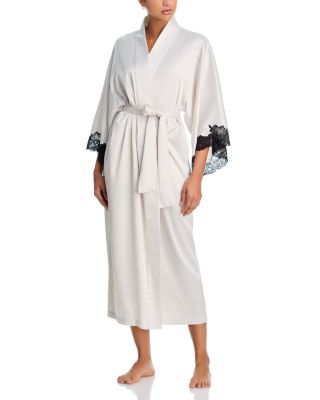 Click here for Natori Peony Lace Sleep Robe prices