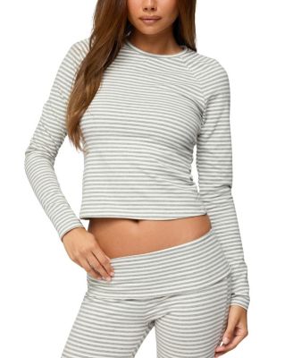 Click here for Edikted Kaeli Stripey Long Sleeve T Shirt prices