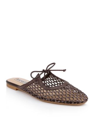Click here for Badgley Mischka Womens Xailee Flats prices