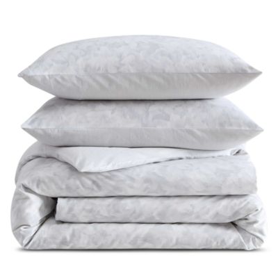 Click here for Vera Wang Nebulous Flower Cotton 3 Piece Comforter... prices