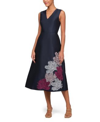 Click here for Kay Unger Aria Tea Length Dress prices