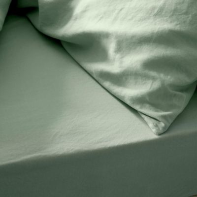 Click here for Piglet in Bed Plain Linen Fitted Sheet  Full prices