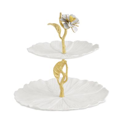 Click here for Michael Aram Gardenia Etagere prices