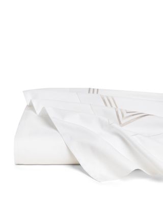 Click here for Pratesi Tre Righe Flat Sheet  Full/Queen prices