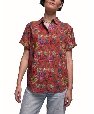 Click here for Wildfang The Empower Button Up Shirt prices