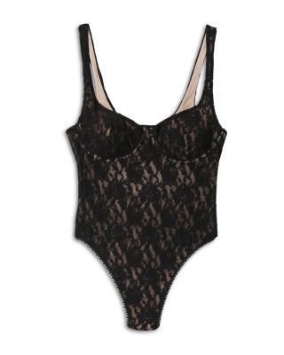 Click here for Hanky Panky Signature Lace Underwire Bodysuit prices