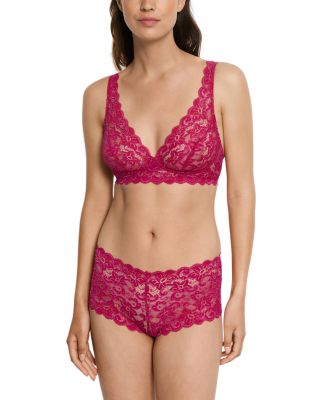 Click here for Hanro Luxury Moments All Lace Soft Cup Bra prices