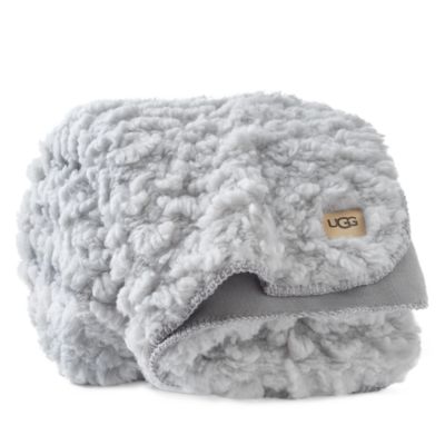 Click here for Ugg Shira Textured Sherpa Throw Blanket prices