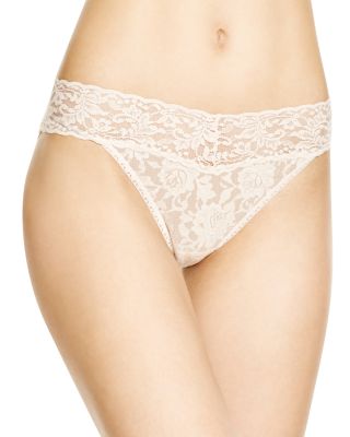 Click here for Hanky Panky Signature Lace Printed V-Kini prices