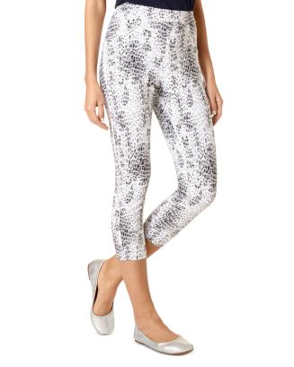 HUE High-Rise Baby Leopard Print Denim Capri Leggings | Bloomingdale's