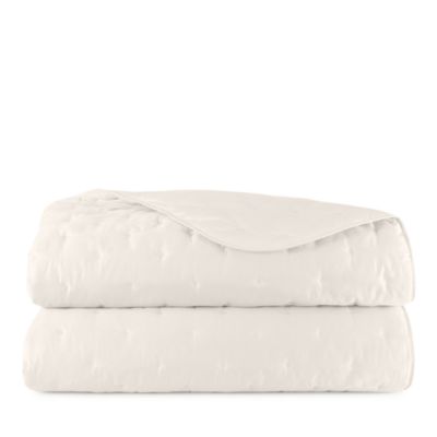 Click here for Yves Delorme Triomphe Coverlet  King prices