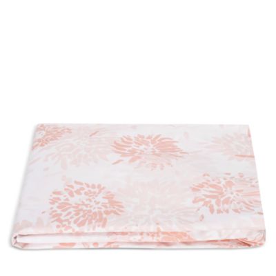 Click here for Matouk Chrysanthemum Fitted Sheet  Twin prices