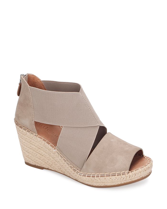 Gentle Souls by Kenneth Cole Women's Colleen X-Elastic Blue Crossover ...