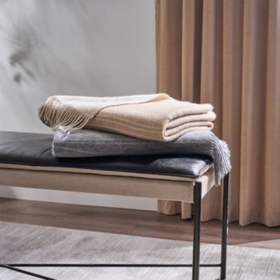 Decorative Pillows & Throw Blankets - Bloomingdale's