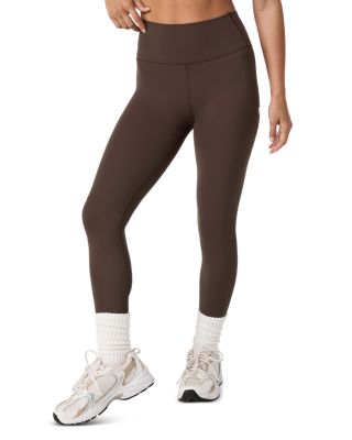Click here for Vuori Allthefeels 7/8 Leggings prices