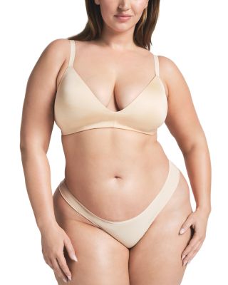 Click here for Skims Wireless Form T-Shirt Demi Bra prices