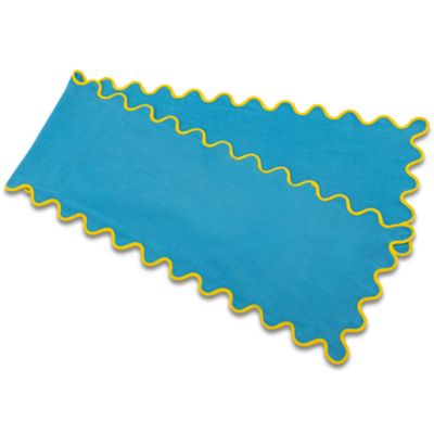 Click here for Lulu Powers Scallop Table Runner prices