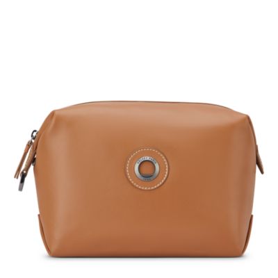 Click here for Delsey Paris Chatelet Air 2.0 Leather Toiletry Bag prices