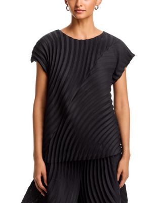 Click here for Issey Miyake Circle Pleats Top prices