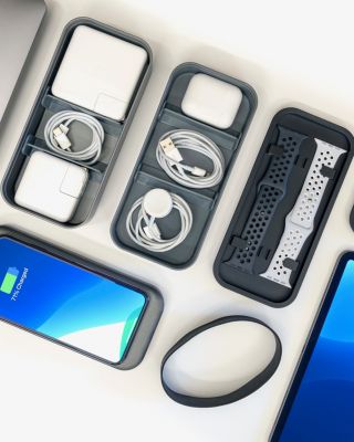 Headphones & Tech Accessories for Men - Bloomingdale's