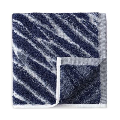Click here for Uchino Shibori Indigo Wash Cloth prices