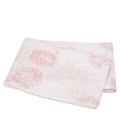 Click here for Matouk Chrysanthemum Flat Sheet  Full/Queen prices