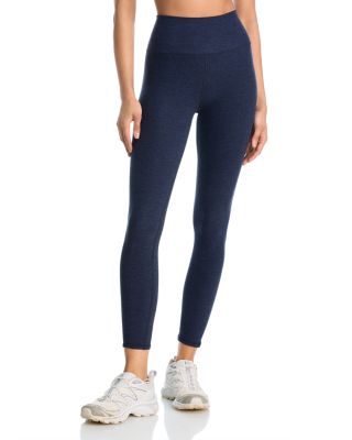 Click here for Vuori Clean Elevation 7/8 Leggings prices