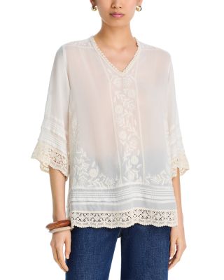 Click here for Johnny Was Zyanya Embroidered Tunic prices