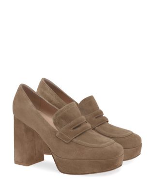 Click here for Gianvito Rossi Womens Rouen Pumps prices