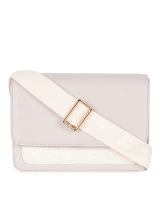 Click here for Hyer Goods Luxe Cube Bag prices