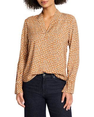 Click here for Nic+Zoe Shadow Dot Top prices