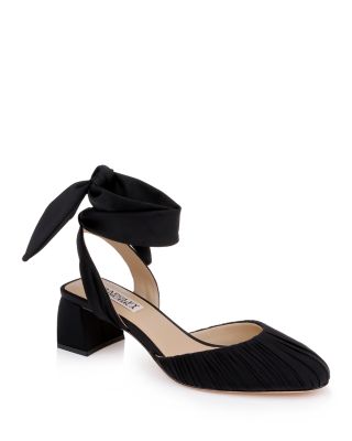 Click here for Badgley Mischka Womens Ofelia Pumps prices