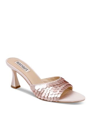 Click here for Badgley Mischka Womens Winika Embellished Slides prices