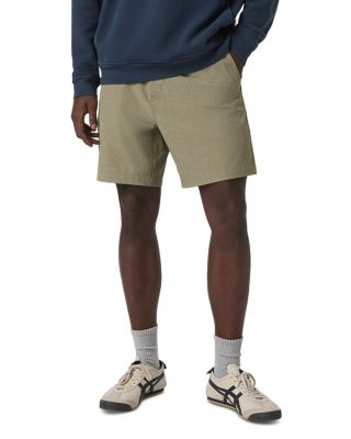 Click here for Vuori Aim Elastic Waist 7 Shorts prices