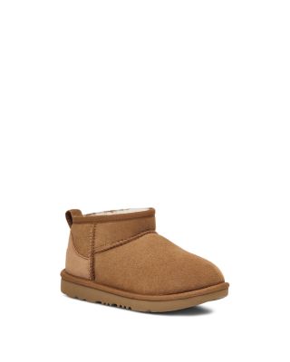 Click here for Ugg Unisex Classic Ultra Mini Boots - Big Kid prices