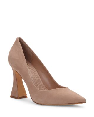 Vince Camuto Akenta Pump