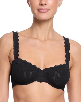 Click here for Hanky Panky Signature Lace Balconette Bra prices