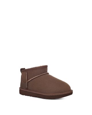 Click here for Ugg Unisex Classic Ultra Mini Boots - Big Kid prices